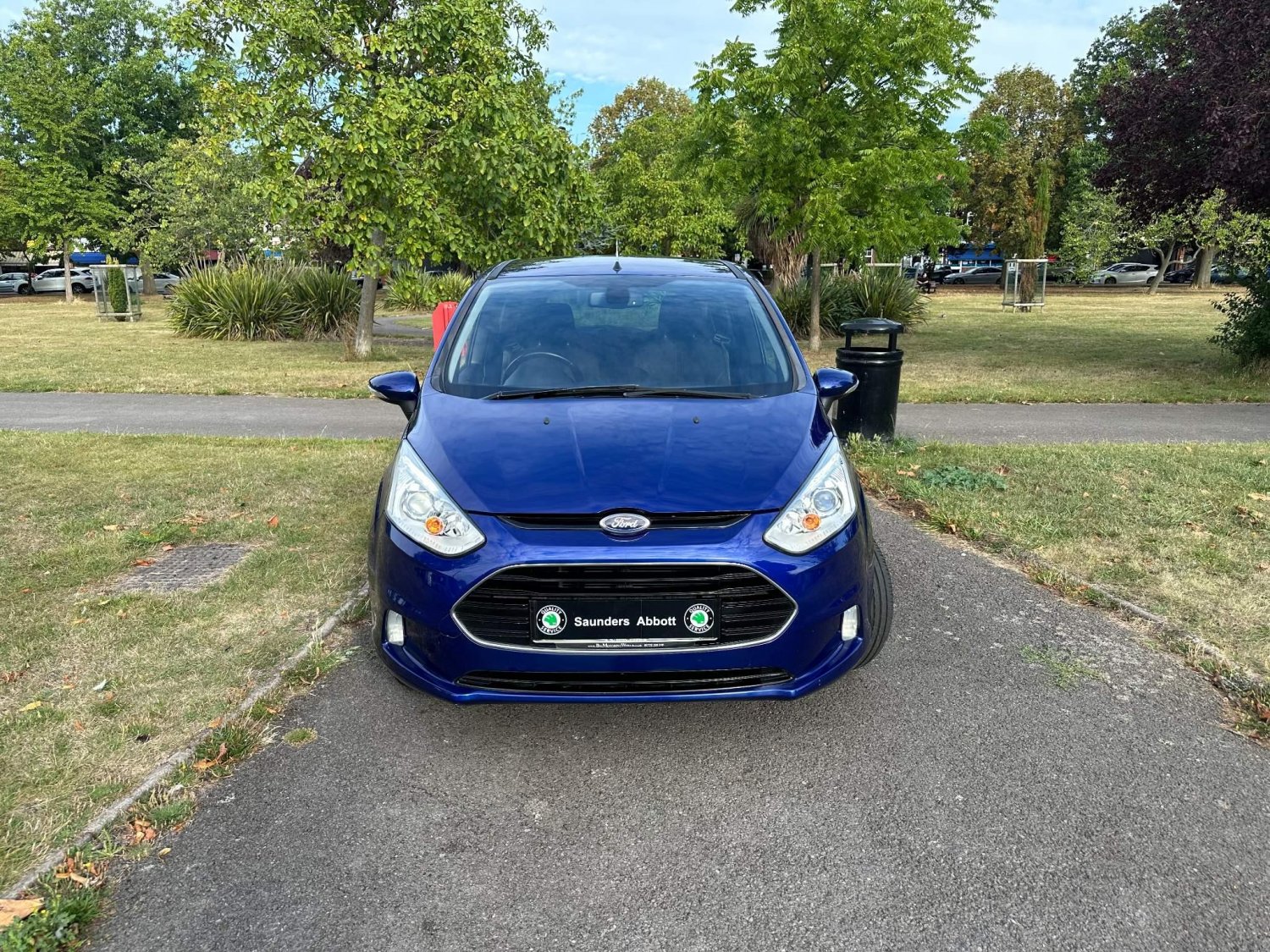 SOLD - Used FORD B-MAX 2016 Blue in Sidcup, Kent | Saunders Abbott
